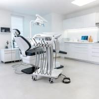 China Lightweight Mobile Dental Unit with 4 Wheels Portable Dental Treatment Cart with Compressor Suction System Dental Clinic Equipment for sale