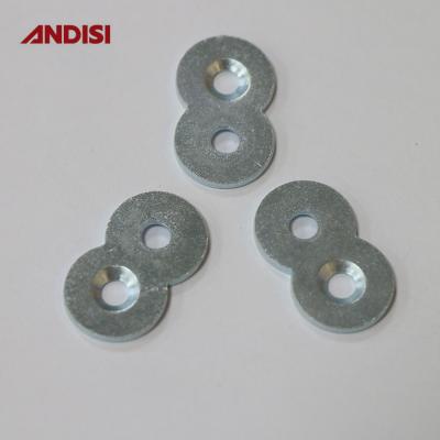 China 29.2x17.2mm Nonstandard 8 Shape Metal Corner Bracket Steel Zinc Plated 2mm for Cabinet Table for sale