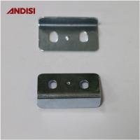 China Steel Flat Angle Bracket Connector for Furniture 0.8mm Thickness 32x17x8.23mm Zinc Plated for sale