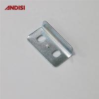 China Steel Flat Angle Bracket Connector for Furniture 0.8mm Thickness 32x17x8.23mm Zinc Plated for sale