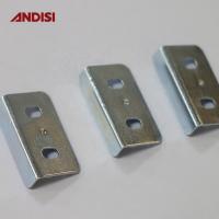 China Steel Flat Angle Bracket Connector for Furniture 0.8mm Thickness 32x17x8.23mm Zinc Plated for sale