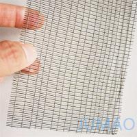 China Metal Mesh Laminated Safety Glass - 2440x3600mm Max Size, Custom Metal Options for Architectural Applications for sale