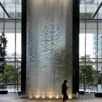 China Dynamic Cascading Water Wall Sculpture Stainless Steel Water Curtain Waterscape Artwork for sale