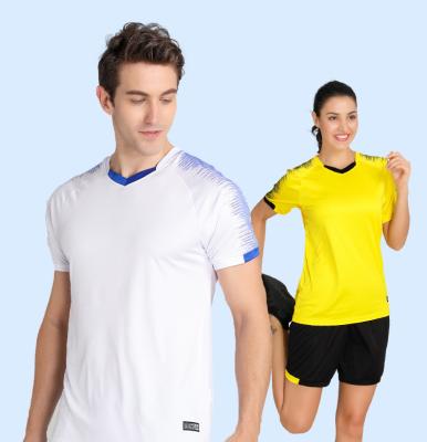 China custom logo Man breathable men soccer jersey set soccer clothing  breathable soccer wear tracksuit jersey set for sale