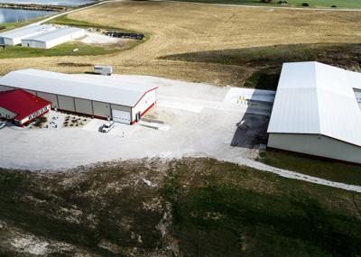 China Industrial Prefab Steel Structure Warehouse Frame Construction Building Garage for sale