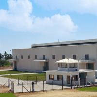 China Customizable Steel Structure Warehouse With Sandwich Panel Wall And Galvanized Surface for sale