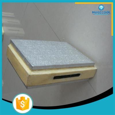 China 220V/380V Solar Powered Cool Room , Solar Power Containerized Cold Room for sale