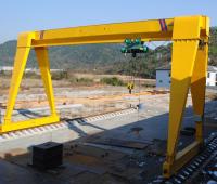 China 380V 60HZ Rail Mounted Mobile Gantry Crane 15 Ton 20 Ton 25 Ton Overhead Crane for sale