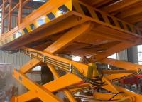 China OEM 3.98mx1.83m Platform 680kg Diesel Scissor Lift For Uneven Ground for sale