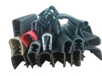 China Custom Shape EPDM Black Car Door Sealing Rubber Strip for Automotive Window Sealing System for sale