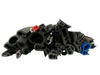 China EPDM Black Rubber Extrusion Protective Seal Strip for Car/Automobile Doors and Windows for sale