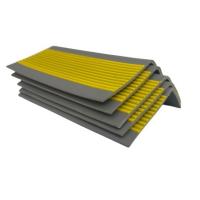 China Stair Nosing Edge Trim Protect Stair Surface with Colored PVC Rubber ISO9001 2015 for sale