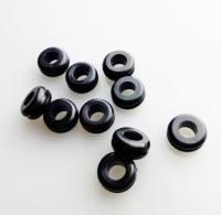 China Extruded EPDM Rubber Gaskets for Dustproof Insectproof and Soundproof Production Needs for sale