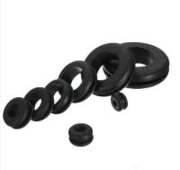 China Extruded EPDM Rubber Gaskets for Dustproof Insectproof and Soundproof Production Needs for sale