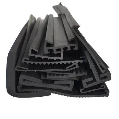 China Customized Car Door Window EPDM Silicone Rubber Seal Strip with Heat/Cold Resistance for sale