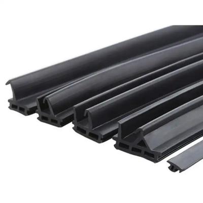 China Black Rubber Profile for Glass Door Rubber Sealing Strip Hardness 65±5/Customizable for sale