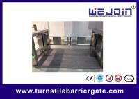 China Dry Contact Interface  Swing Barrier Gate for Pedestrian With Traffic light for sale