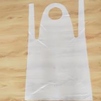 China Oilproof Disposable Plastic Aprons , Protective Clothing Aprons 69 X 107 Cm for sale