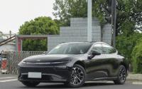 China 1450mm Xpeng EV Car Xpeng P7 Electric Cars 480km Automatically Lock 5 Seater 4 Door for sale