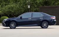 China 180km/h Toyota Hybrid Vehicle Camry 2021 Dual Engine 2.5HQ Flagship Edition for sale