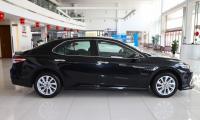 China Automatic Luxury Version Toyota Camry 2021 Year 2.0L CVT Medium Hybrid Sedan for sale