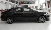 China 8 AT Gasoline Toyota Petrol Car Toyota Camry 2023 2.5G Luxury Edition 4 Door 5 Seats Sedan for sale