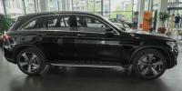 China Luxury Mercedes Benz GLC Restyled 3 GLC 300L 4MATIC 5 Door 5 Seats SUV for sale