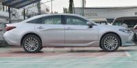 China XLE Version Toyota Hybrid Vehicle Toyota AVALON 2022 Dual Engine 2.5L 4 Door 5 Seats for sale
