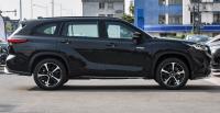 China 2022 Toyota CROWN KLUGER 2.5L HEV All Wheel Drive 5 Door 7 Seat Hybrid SUV for sale