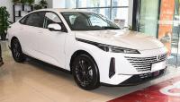 China 1.5T GDI DCT Changan Yida 2023 Saloon Car 4 Door 5 Seat for sale