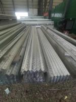 China Hot Rolled Galvanized Perforated Equal Steel Angle Lintel 25mm-200mm Width 3-10mm Thickness for sale