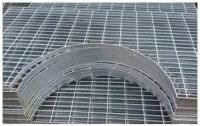 China Hot Dipped Galvanized Steel Grating Walkway Heavy Duty 1000mm Width for Car Wash Floor for sale