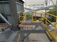 China Hot Dip Galvanized Steel Grating Walkway Platform Heavy Duty Welded Grille Plate Custom Size for sale