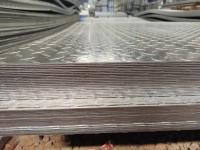 China Hot Rolled Chequered Steel Sheet 4.5mm 1250mm Zinc Layer 40g/m2 Galvanized Pattern Plate for sale