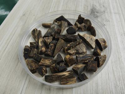 China Aromatherapy Agarwood Timber Wood The Ultimate Woody Fragrance Experience for sale