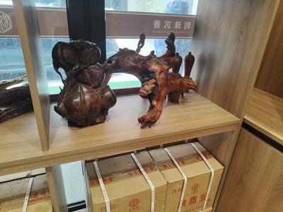 China Unique luxury Chinese Agarwood Incense For Christmas Decorations for sale