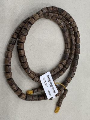 China Natural Aroma Adjustable Size Eco Friendly Agarwood Bracelet Aromatic Agarwood Wristband for sale