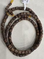 China Natural Handmade Agarwood Bracelet with Elegant Beads Offering Timeless Style and Cultural Tradition for Jewelry Buyers for sale