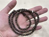 China Natural Scented Agarwood Bracelet Handmade with Authentic Wood Beads for Spiritual and Meditation Purposes for sale
