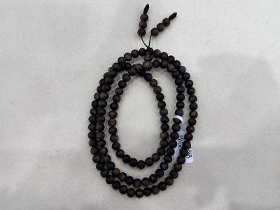 China Handcrafted 100% Natural Agarwood Bracelet with Adjustable Size and Distinct Fragrance for Spiritual Meditation for sale