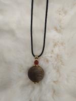 China Handmade Carved Agarwood Pendant with 18K Gold Buddha Design for Jewelry Distributors for sale