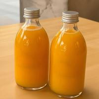 China Custom 280ml 350ml 500ml Glass Water Bottle with Screen Printing Logo Screw Cap for Beverages for sale