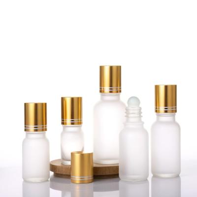 China Matte Finish Refillable Glass Roller Bottle 5ml - 100ml For Essential Oil Perfume Roll On Application for sale