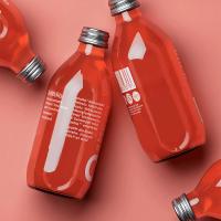 China Clear Beverage Glass Bottle Food Grade 280ml 500ml With Aluminum Screw Cap for sale