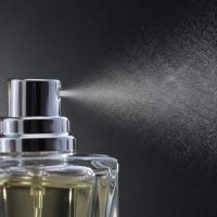 China Luxury Glass Fragrance Bottle With Ball Cap Heavy Bottom Base Precision Fitted Sprayer for sale