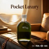 China Square Mini Pocket Flint Glass Liquor Flask With Silver Screw Cap Lead Free for sale