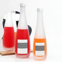 China Clear Glass Wine Bottle 330ml 500ml Beverage Container With Aluminum Screw Cap Custom Logo for sale