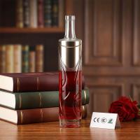 China Custom Logo Printing 750ml Spirit Glass Decanter With Wooden Stopper for sale