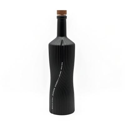 China Super Flint Glass Liquor Bottle With Cork Sealed Customizable Printing For Whisky Vodka Gin for sale