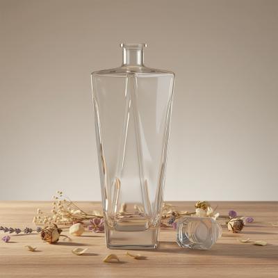 China Square Shape Custom Glass Bottles 750ml 1000ml Super Flint Glass Liquor Bottle for sale